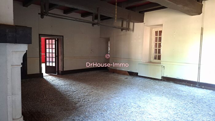 Maison à vendre - Saint-Claud - 17 pièces - 5 chambres