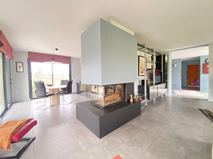 Maison à vendre - Saint-Hilaire-Saint-Florent, Saint-Hilaire - 7 pièces - 4 chambres