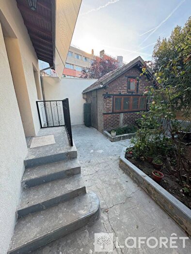 Maison à louer - Emile Dubois, Aubervilliers - 4 pièces - 2 chambres