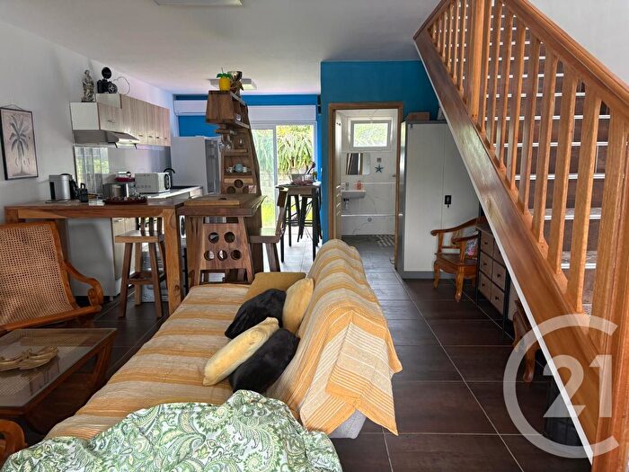 Maison 3 pièces à louer à Sainte-Suzanne, Commune Bègue, Deux Rives