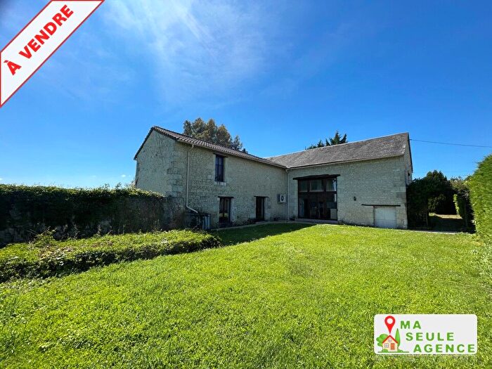 Maison 6 pièces à vendre à Sérigny