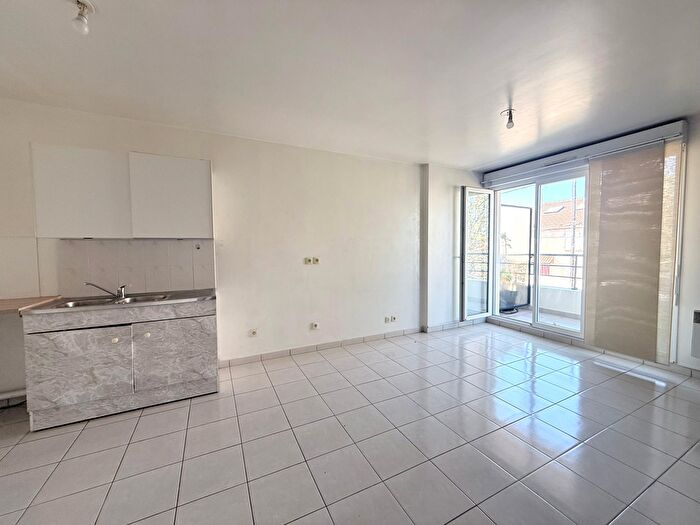 Noisy-le-Grand, Nord - Appartement 2 pièces à vendre