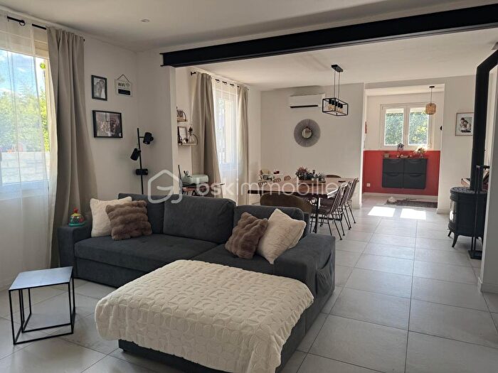 Maison 6 pièces à Ménesplet, à vendre