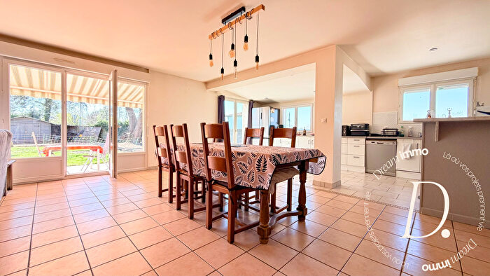 Maison à vendre - Saint-Jean-de-Marsacq - 5 pièces - 3 chambres