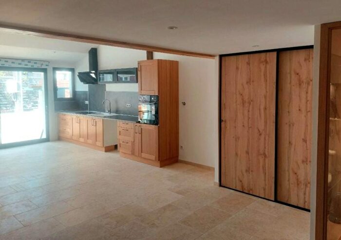 Appartement 3 pièces à Saint-André-et-Appelles, à louer