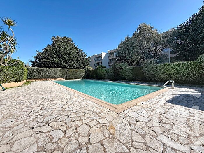 Antibes, Rabiac, Carriat, Les Semboules, Les Brusquets - Appartement 2 pièces à vendre