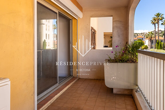 Appartement 3 pièces à vendre - Hyères, Centre-ville