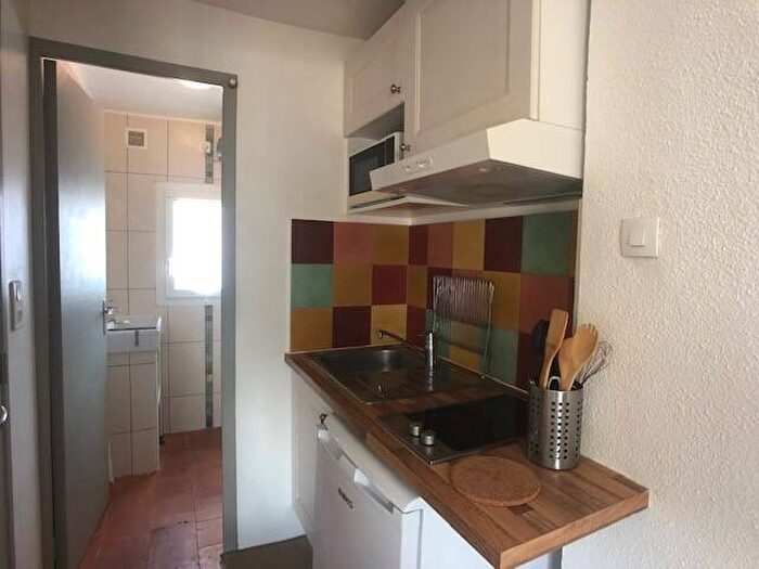 Appartement à louer - Centre Ville, Aix en Provence - 1 pièce