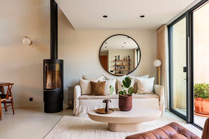 Maison à vendre - Saint-Paul-de-Vence - 3 pièces - 2 chambres