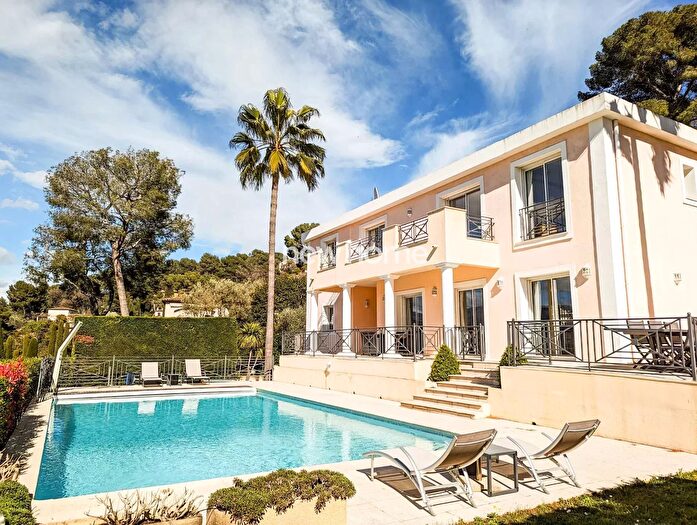 Maison à vendre - Mougins - 7 pièces - 6 chambres