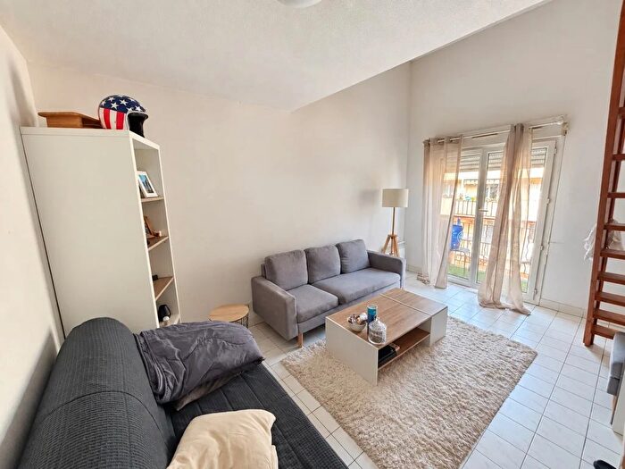 Nice, Madeleine - Appartement 2 pièces à vendre
