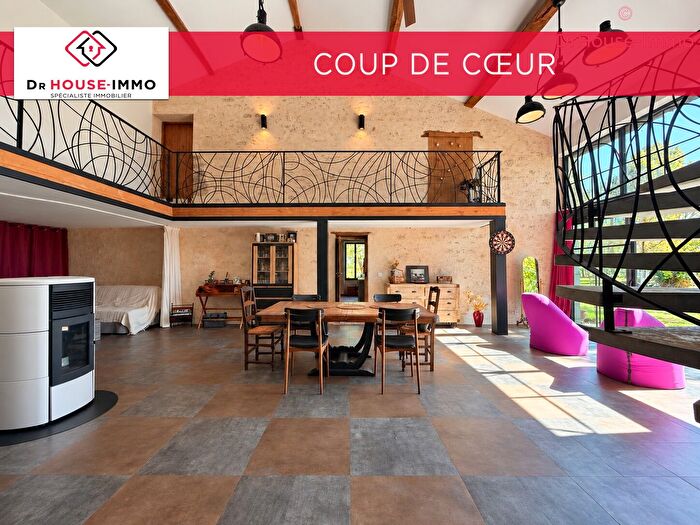 Maison 8 pièces à vendre à Noaillac