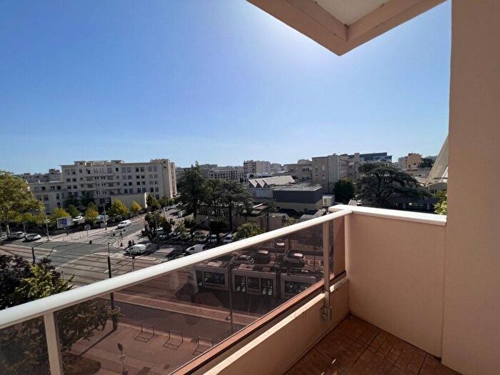 Appartement à louer - Monplaisir Lumière, Lyon ème arrondissement - 1 pièce