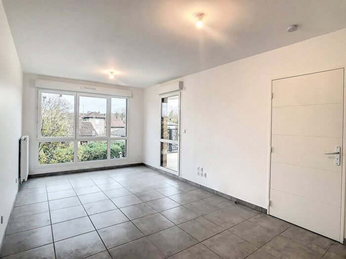 Appartement à louer - Nord, Jassans-Riottier - 2 pièces - 1 chambre