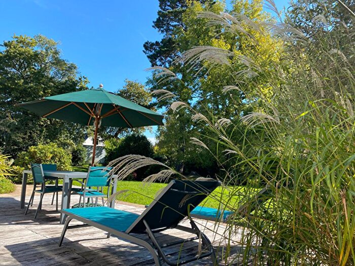 Maison à vendre - Vannes, Ouest - 8 pièces - 5 chambres