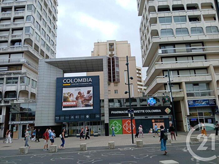 Quartiers Centre, Colombier : Appartement 3 pièces à vendre