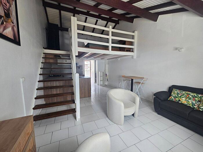 Appartement 1 pièce à louer - Saint-François