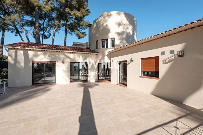 Maison à vendre - Le Cannet, Rocheville, Colombier, Campelières - 5 pièces - 4 chambres