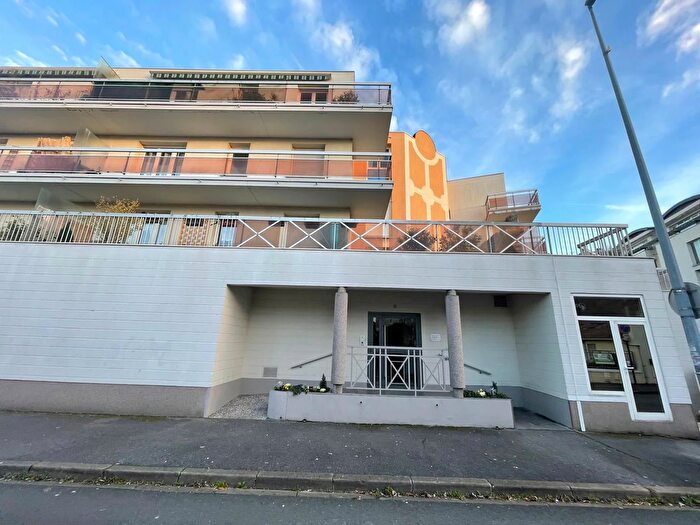 Appartement à vendre - Chelles, Arcades, Castermant - 5 pièces - 3 chambres