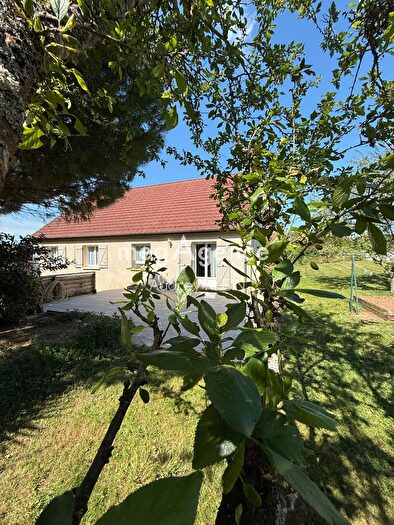 Maison 7 pièces à Savigny-sur-Clairis, à vendre