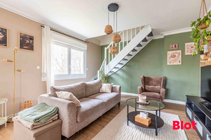 Maison à vendre - Guer - 4 pièces - 3 chambres