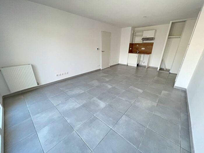 Appartement 2 pièces à louer à Belleroche, Villefranche-sur-Saône
