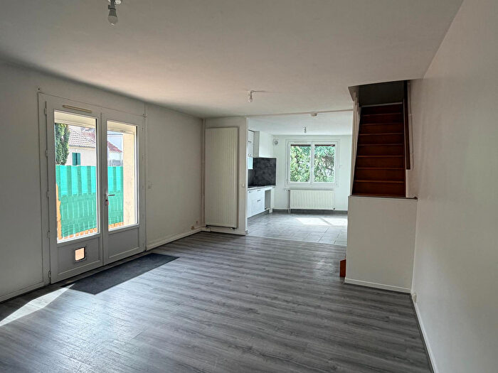 Appartement 4 pièces à louer à Bruyères-le-Châtel