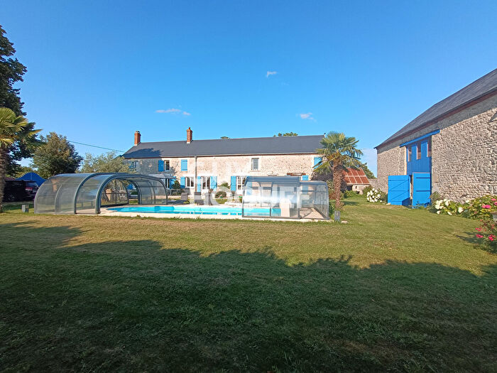 Maison à vendre - Santeau - 9 pièces - 4 chambres