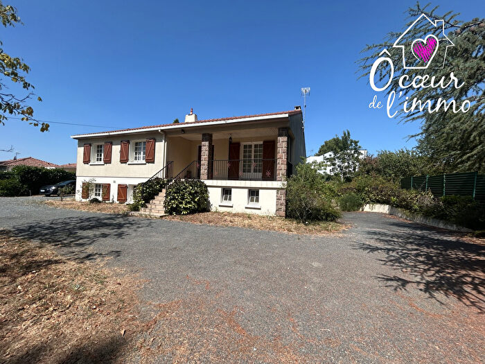 Maison 8 pièces à vendre à Cholet, Tuilerie