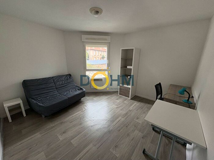 Appartement 1 pièce à Saint-Étienne, à louer
