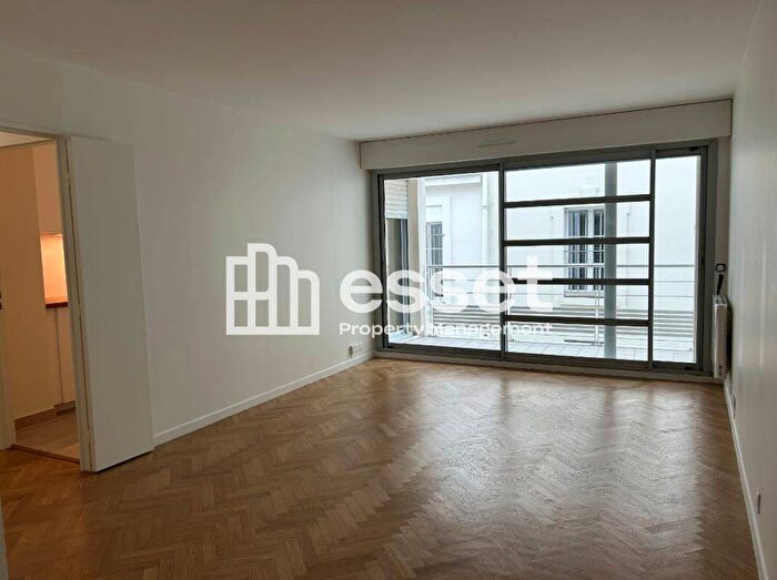 Appartement 3 pièces à Gros Caillou, Paris 7ème arrondissement, à louer