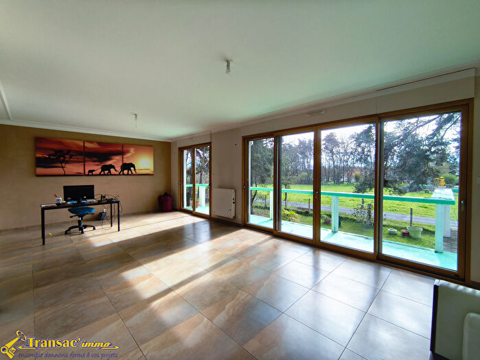 Maison à vendre - Peschadoires - 9 pièces - 6 chambres