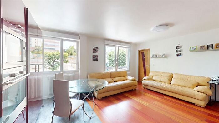 Clamart, Gare : Appartement 4 pièces à vendre