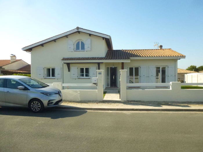 Artigues-près-Bordeaux : Maison 5 pièces à louer