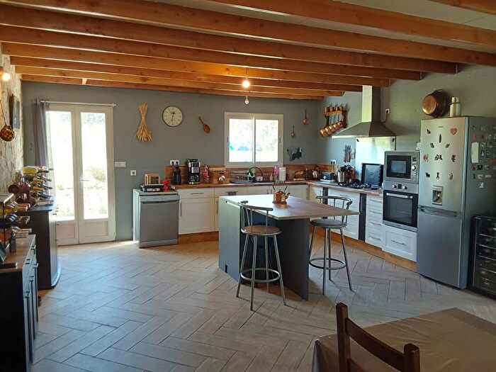 Landeleau : Maison 5 pièces à vendre