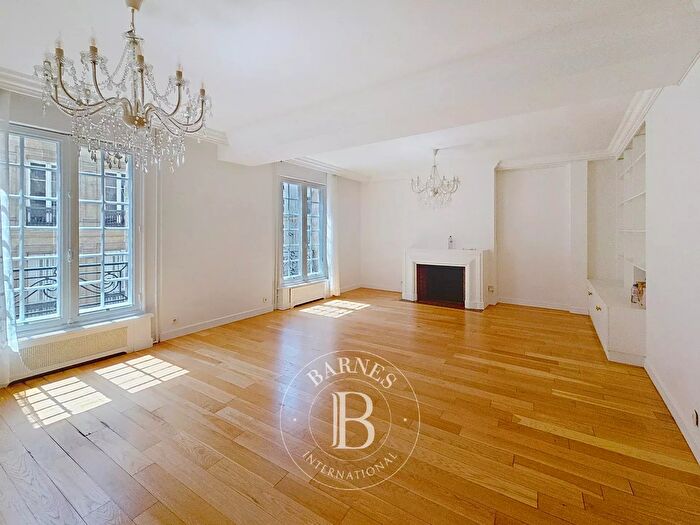 Paris 6ème, Saint-Germain des Près : Appartement 2 pièces à louer