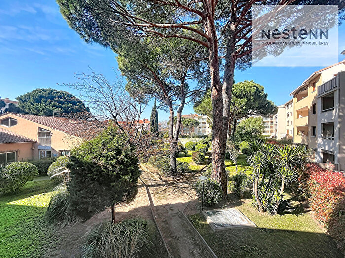 Appartement à louer - Fréjus, La Tour de Mare - 2 pièces - 1 chambre