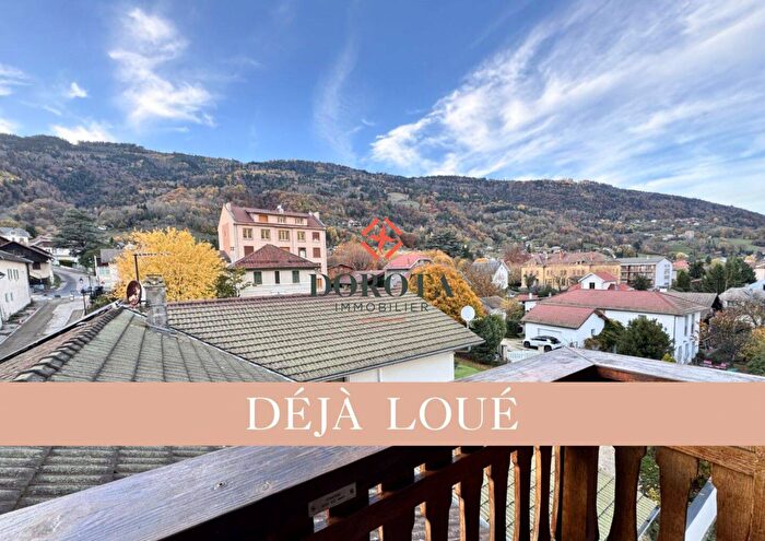 Appartement à louer - Allevard - 2 pièces - 1 chambre