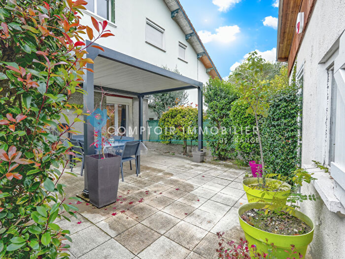 Appartement à vendre - La Tronche - 2 pièces - 1 chambre