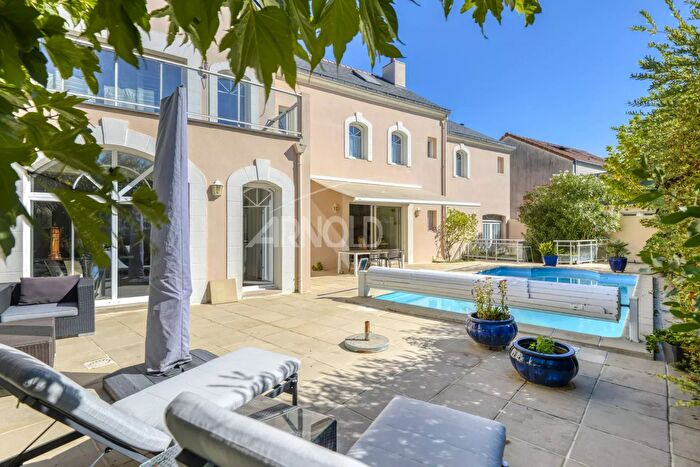 Maison 8 pièces à vendre - Nantes, Sainte-Thérèse, Rond-Point de Vannes