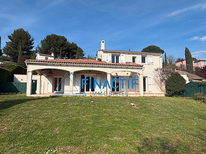 Maison 7 pièces à vendre à Aix-en-Provence