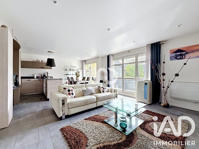 Appartement 3 pièces à Cran-Gevrier, Centre-ville, Le Vernay, Les Iles, à vendre
