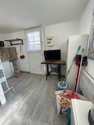 Appartement à louer - Marseille e , Saint-Barthélémy - 1 pièce