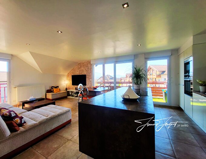 Appartement 4 pièces à Poisy, à vendre