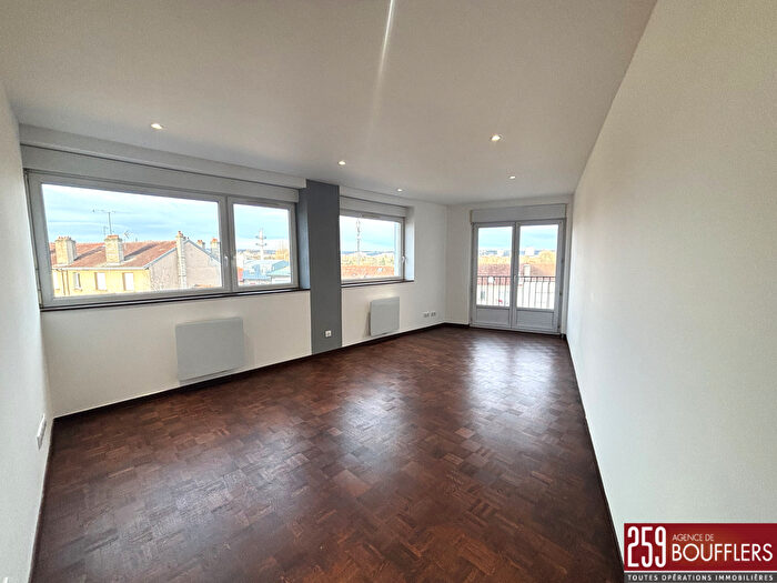 Appartement à louer - Vand uvre-lès-Nancy, Charmois, Nabécor, Tourtel, Brichambeau - 3 pièces - 2 chambres