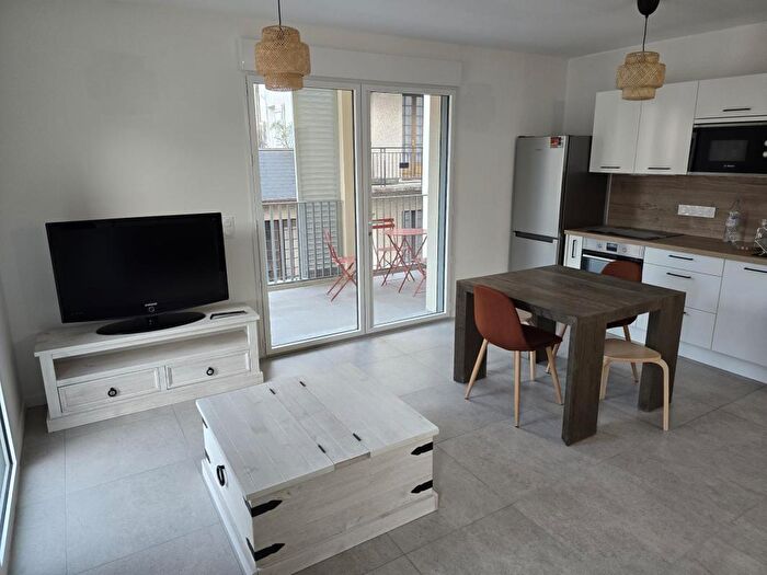 Appartement à louer - Pau, Centre-ville - 2 pièces - 1 chambre
