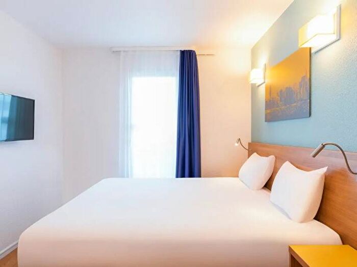 Appartement 1 pièce à louer à Gambetta, Courbevoie