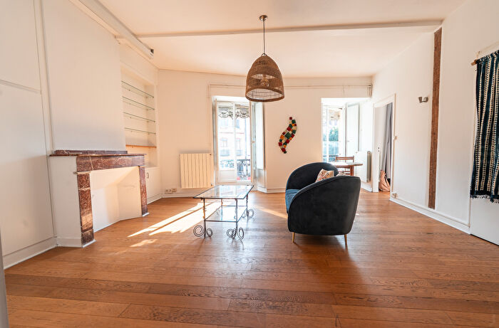 Appartement à louer - Toulouse, Saint-Sernin - 3 pièces - 2 chambres