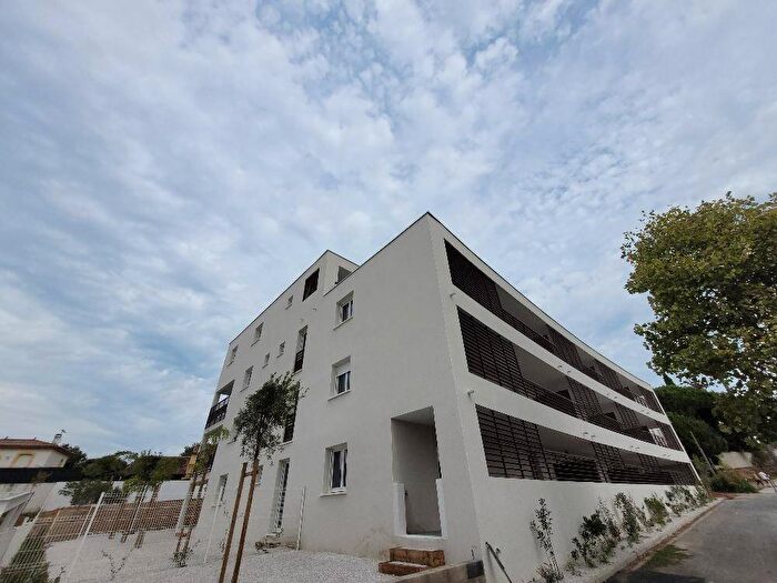 Appartement à louer - Croix de Poumeyrac, Béziers - 3 pièces - 2 chambres