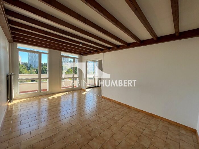 Appartement à louer - Saint-Étienne, La Métare, Le Portail Rouge, Fauriel, Villeboeuf - 3 pièces - 2 chambres